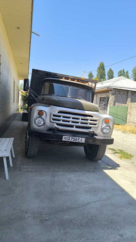 Zil Dilnamer sotiladi
