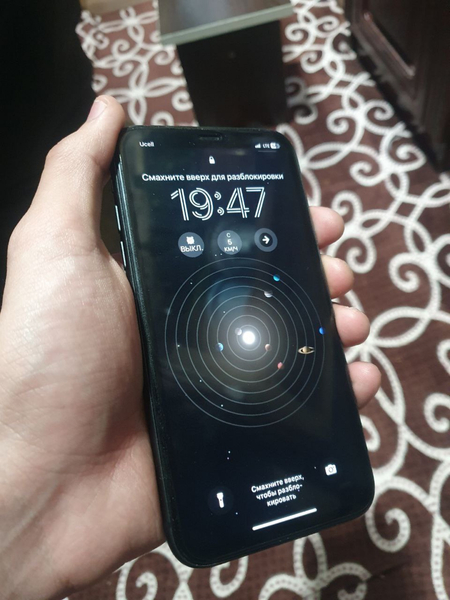 iPhone 11 / 64 gb