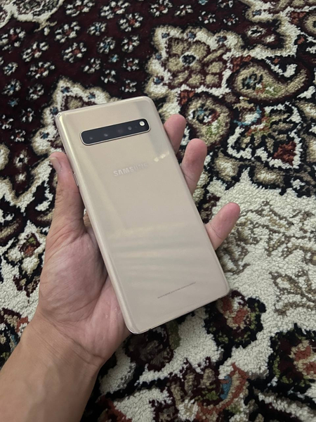 Samsung s 10 5g 8/256