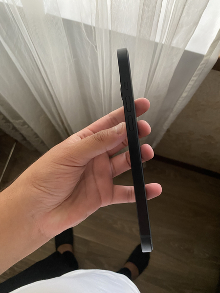 Iphone 14 plus 128 Gb 86% karopka dakument zo'r holatda