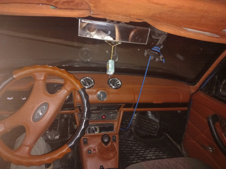 Vaz 2106 Sotiladi 2200$