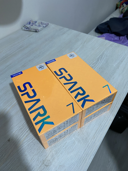Tecno spark 7 4/64gb