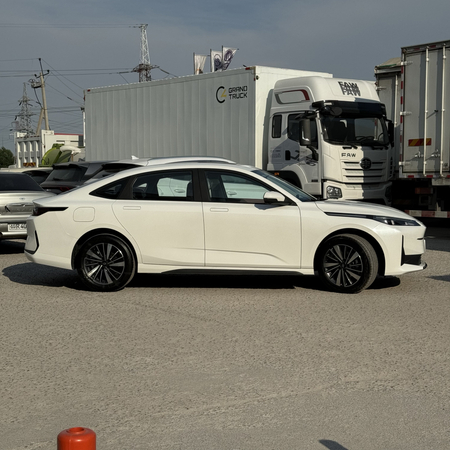 Changan A05 sotuvda Tayyor