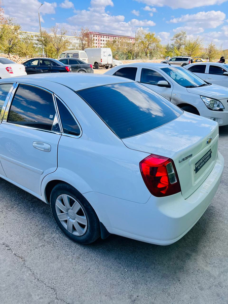 Chevrolet Жентра