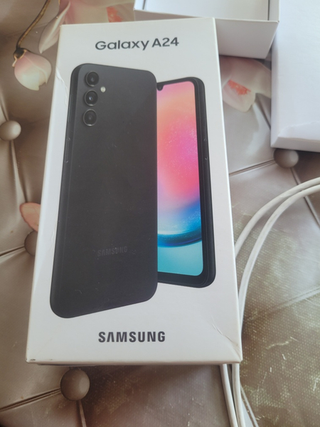 Samsung Galaxy A 24.