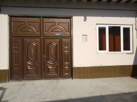 Продается двор навбогчиен