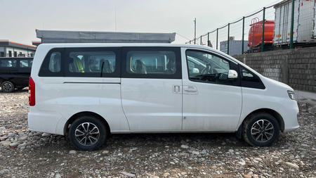 Б правада ҳайдаш мумкин бўлган JAC M3 Plus минивен