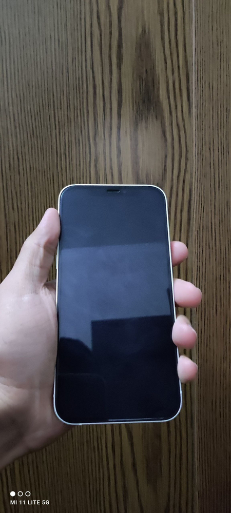 Iphone 12 sotiladi!!!