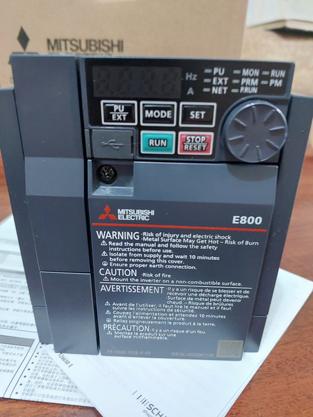 Частотный преобразователь Mitsubishi  FR-E840 0,75 кВт. + Фильтр 8А.