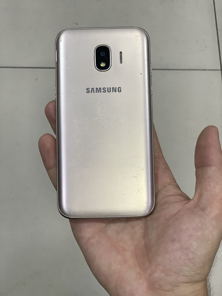 Телефон  Samsung J2