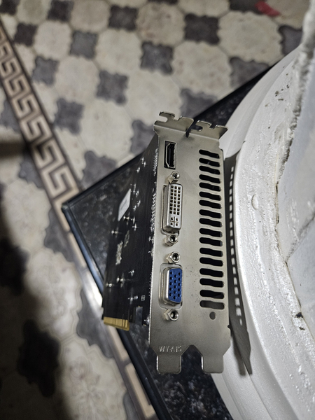 Видеокарта gt730