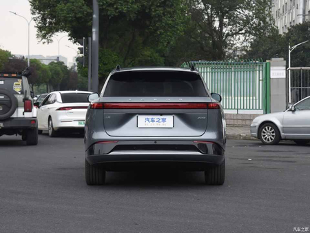 Xpeng G9 в наличии и на заказ