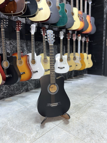 Akustic gitara skidkada!!!