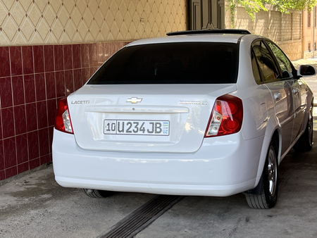 Lacetti 1,6 AT faqat Arendaga