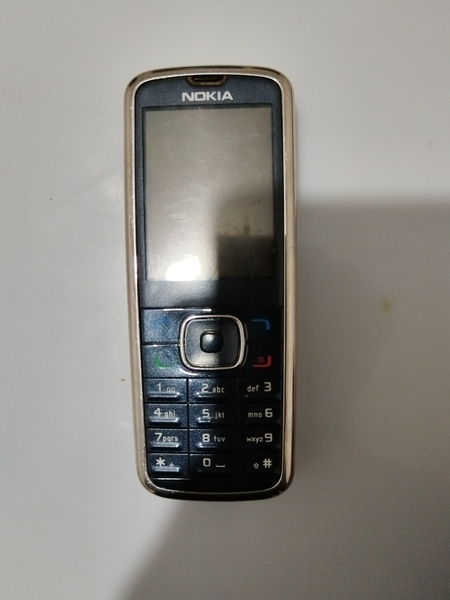 NOKIA Ideal holati yaxwi