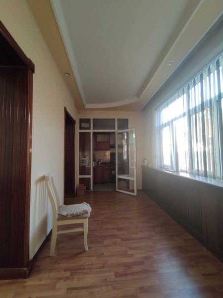 (К128040) Продается 3-х комнатная квартира в Шайхантахурском районе.