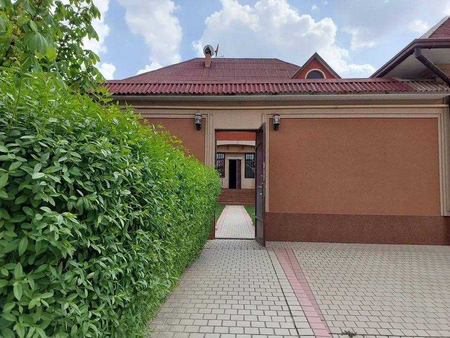 Продается Евро дом Ор-р: 2 правительственный стационар  280м2