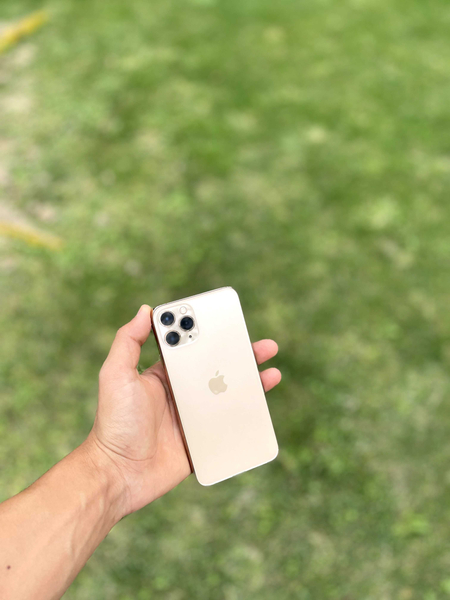 Iphone 11 pro Gold