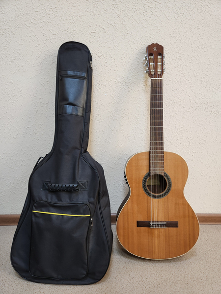 Classic gitara alhambra