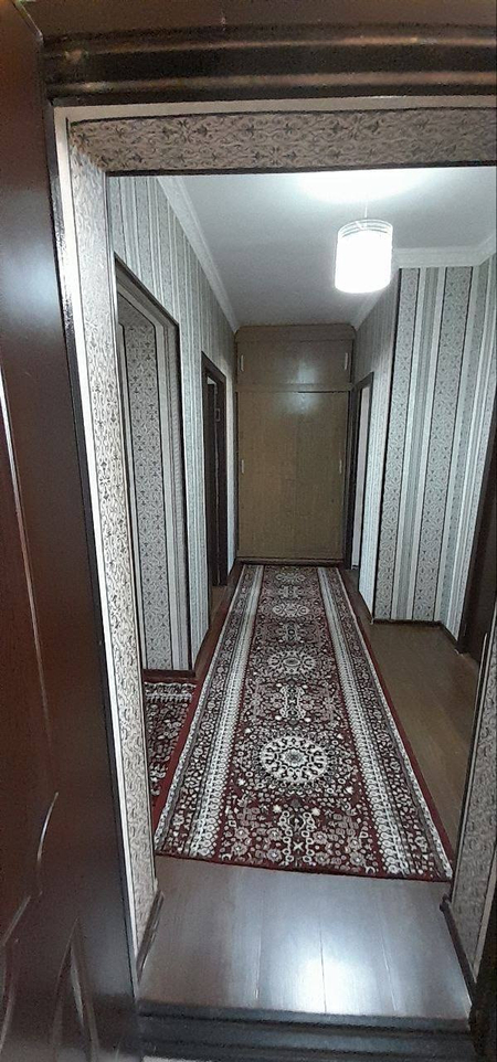 Guliston shaxar  6 mavzeda tayyor tamirlangan 3 xona uy