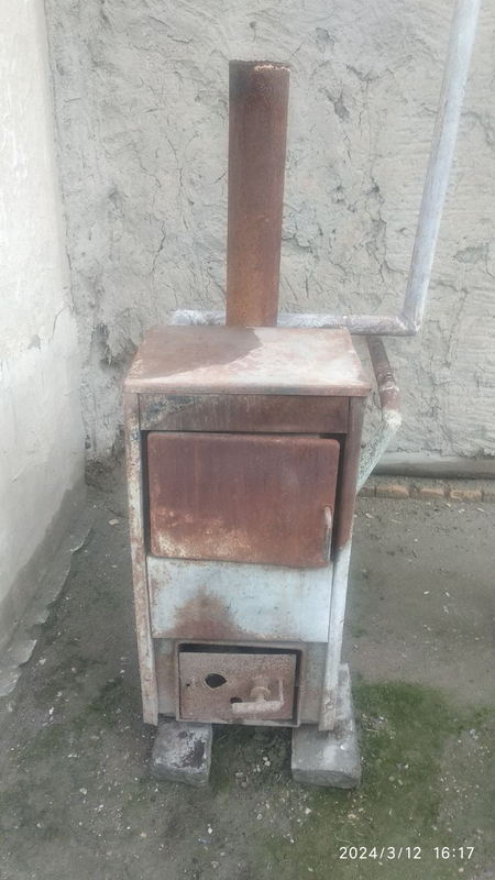 Katyol sotiladi 2 qavatli B/U