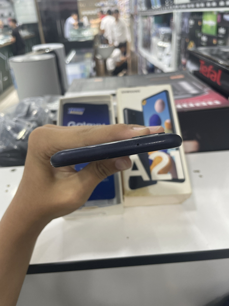 Samsung A21s 32gb срочни сотилади