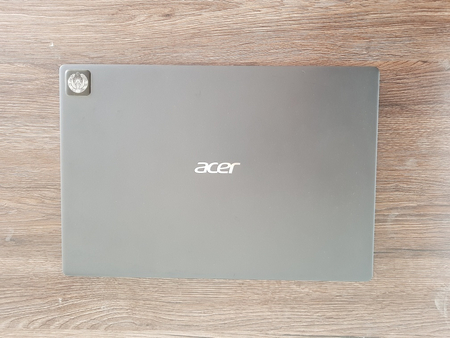 Noutbook acer xolati ideal