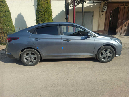 Sotaman Hyundai accent 2020 full