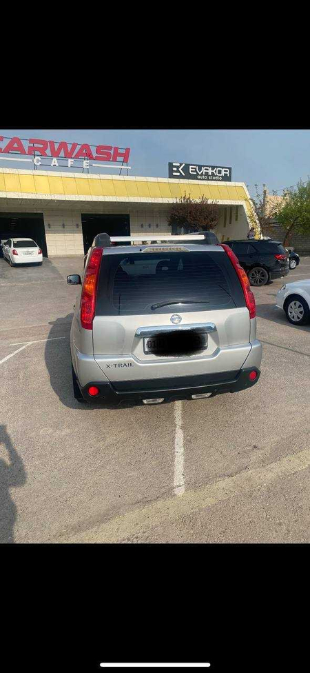 Продаётся автомобиль nissan x-trail 2009