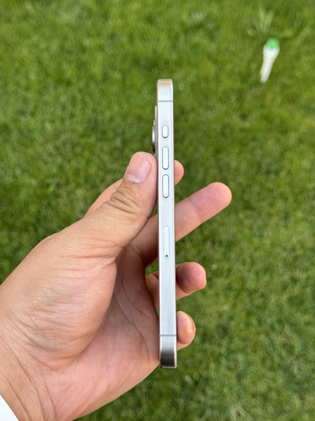 iPhone 15 Pro Natural Titanium 1 TB 96% Yomkost