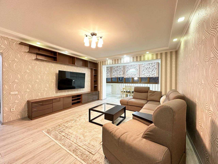 Продаётся 4х-комнатная 106м2 на Садык Азимова