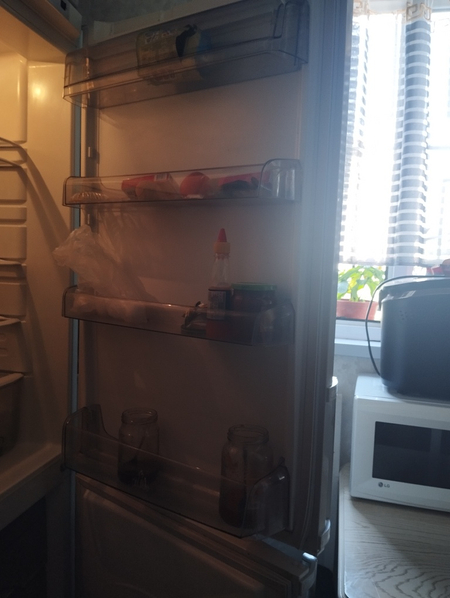 Продается холодильник Атлант двухмоторный