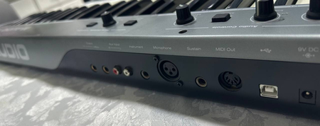 Zoom H8,  microphone Zennhesier , M audio keystudio49I