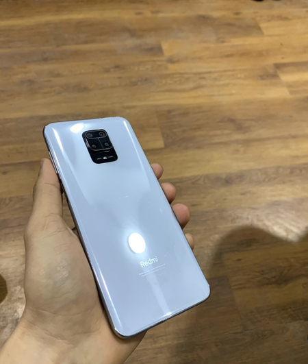 Redmi bot 9 s.    2+6/128 xotira