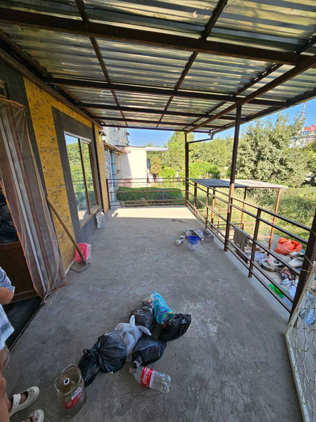 2 xonali 64m² 1-qavat uy sotiladi