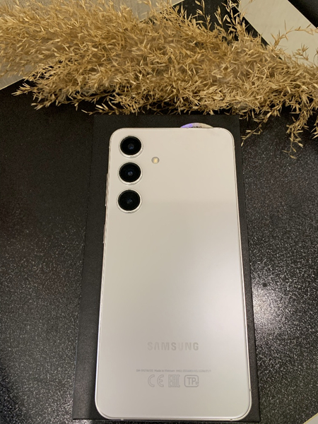 Samsung S 24 128 GB titan rang 100% ideal yengide