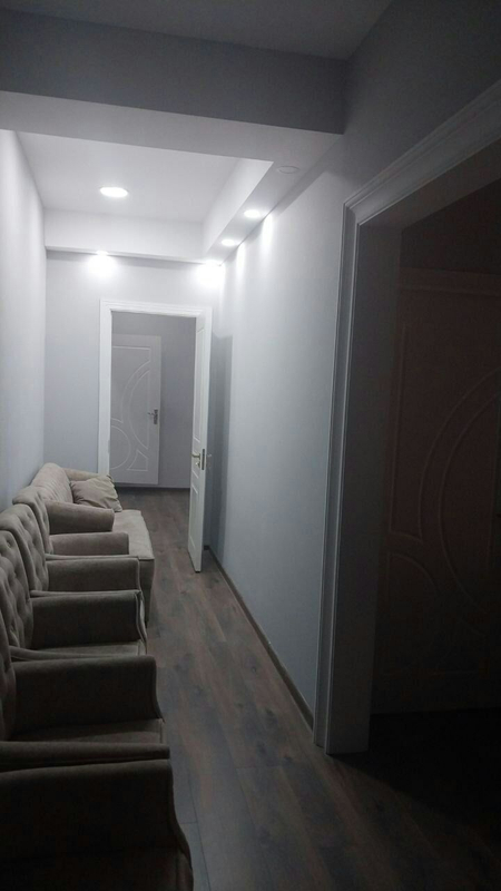 Sergeli 3 bekatda kvartira sotiladi