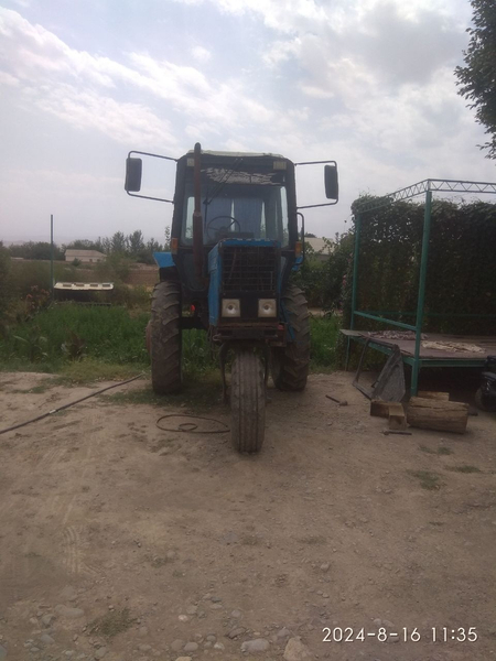 MTZ 80 Sotiladi mator karopka zadnimos bahorda remondan chiqqan
