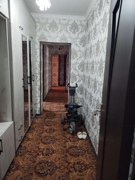 Продаётся квартира 1 этаж есть огород