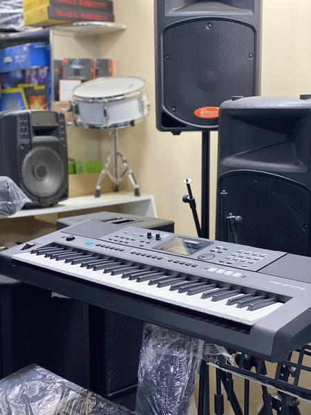 Синтезатор Yamaha  е473