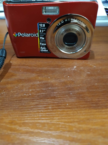 Продается цифровой фотоаппарат