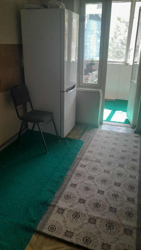 Parkentskiy kvartira 400$ 3xonali oilaga srochni