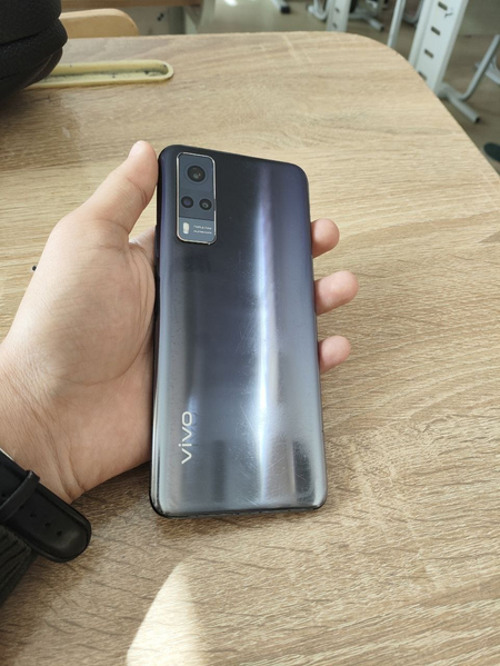 Vivo Y31 128/4+1