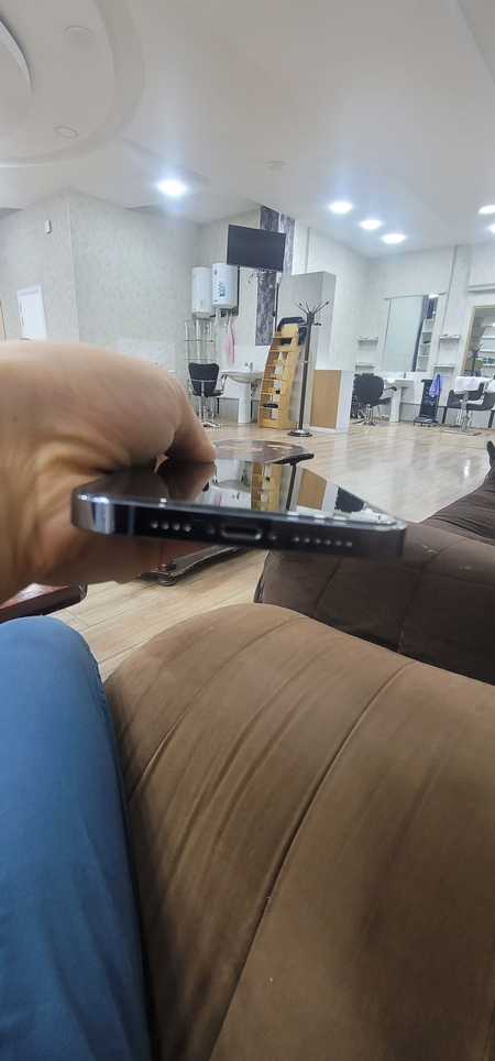 Apple 13 pro max KHA