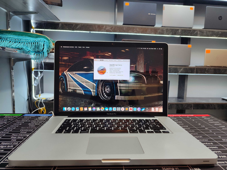 MacBook Pro 15  core i7/8/256