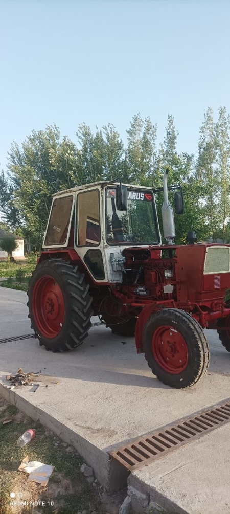 Traktor kafolati bilan