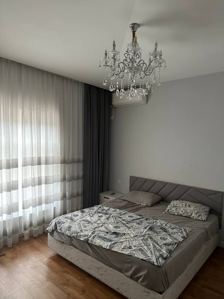 Срочно продажа 3 комн на  центр луначарского