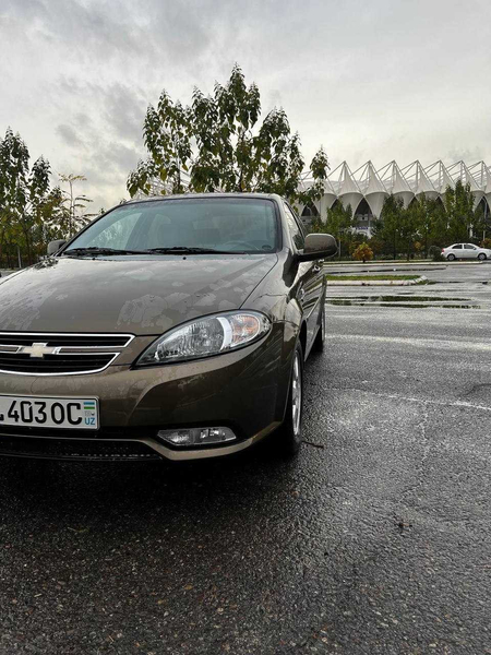 Chevrolet Lacetti-3