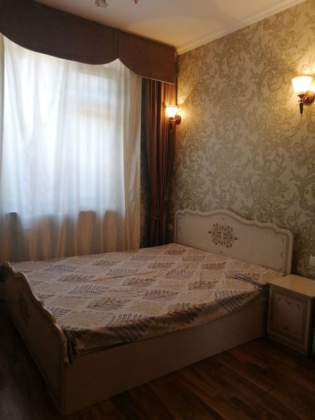 Продам спальный гарнитур б,у