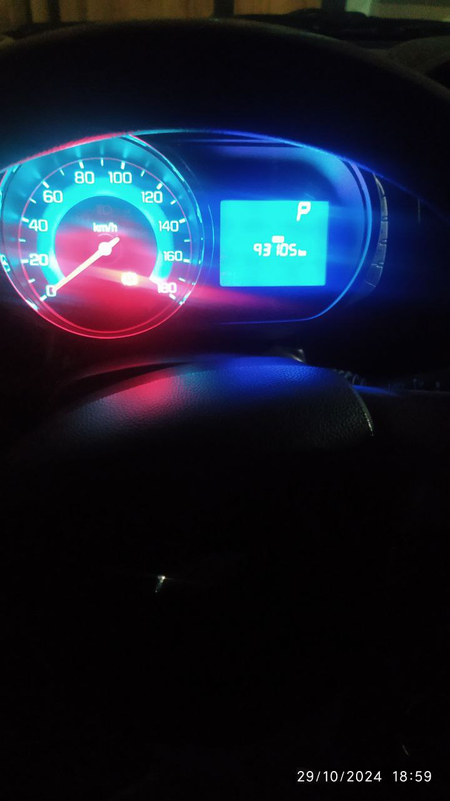 Срочно сотилади 2018 йил автомат каробка